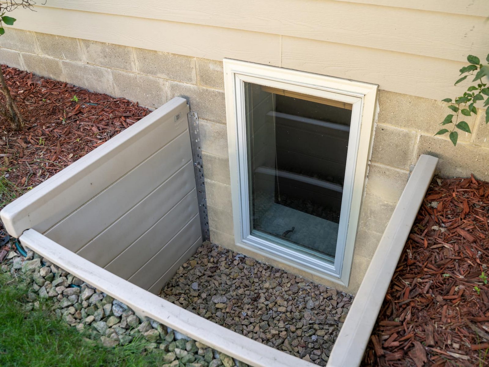 Com’è fatta una finestra? Alla scoperta delle principali parti che la ...